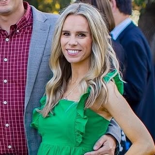 Lisa Elaine Peters - Mrs. Peters’ Class | Phlanx Influencer Directory